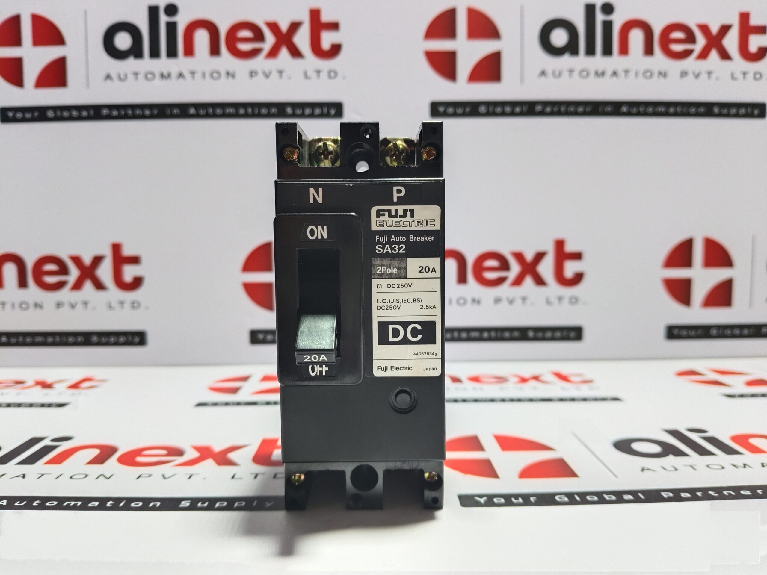 Fuji Electric SA32 Auto Breaker circuit breaker 20A|2P|DC 250V ...