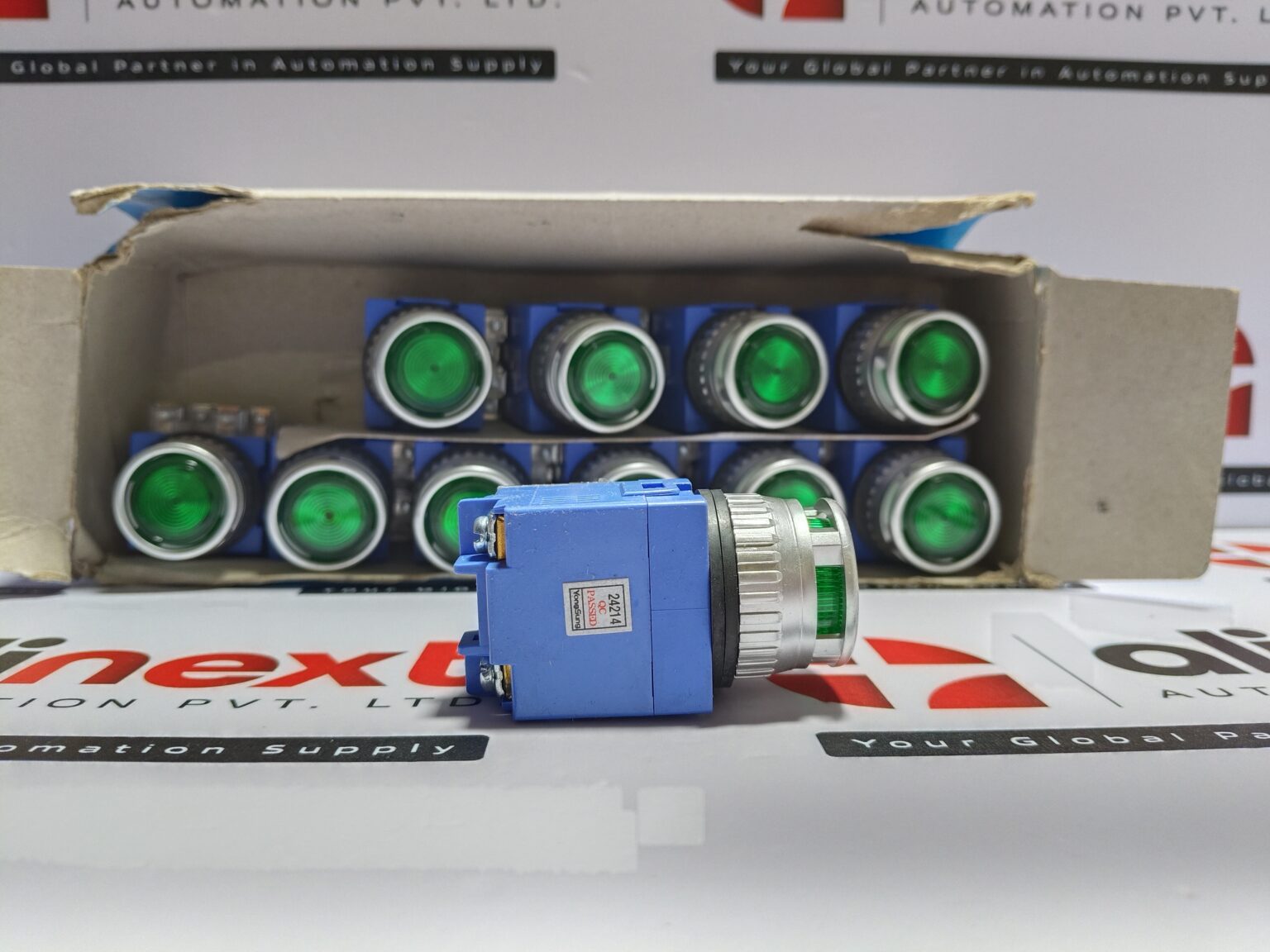 Lot Of 10x Yongsung YSNPBL3-024A illuminated push button switch AC250V ...